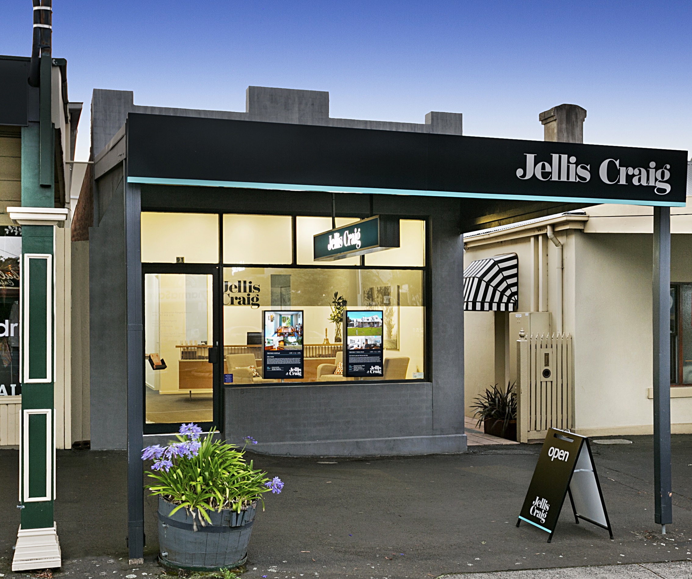 Contact us | Jellis Craig